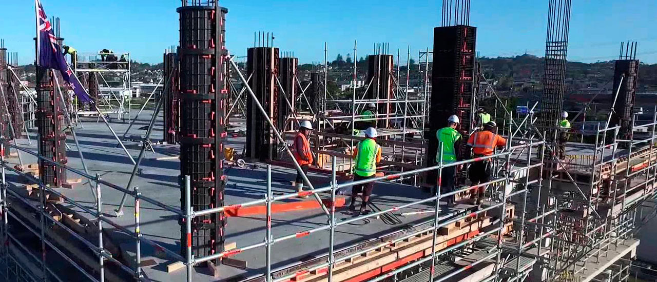 Caliza Usa – Building